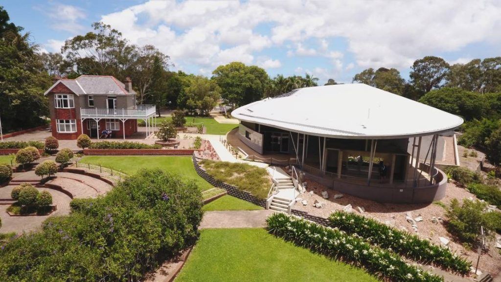 Hinkler Hall of Aviation and Hinkler House - 2 must see museums